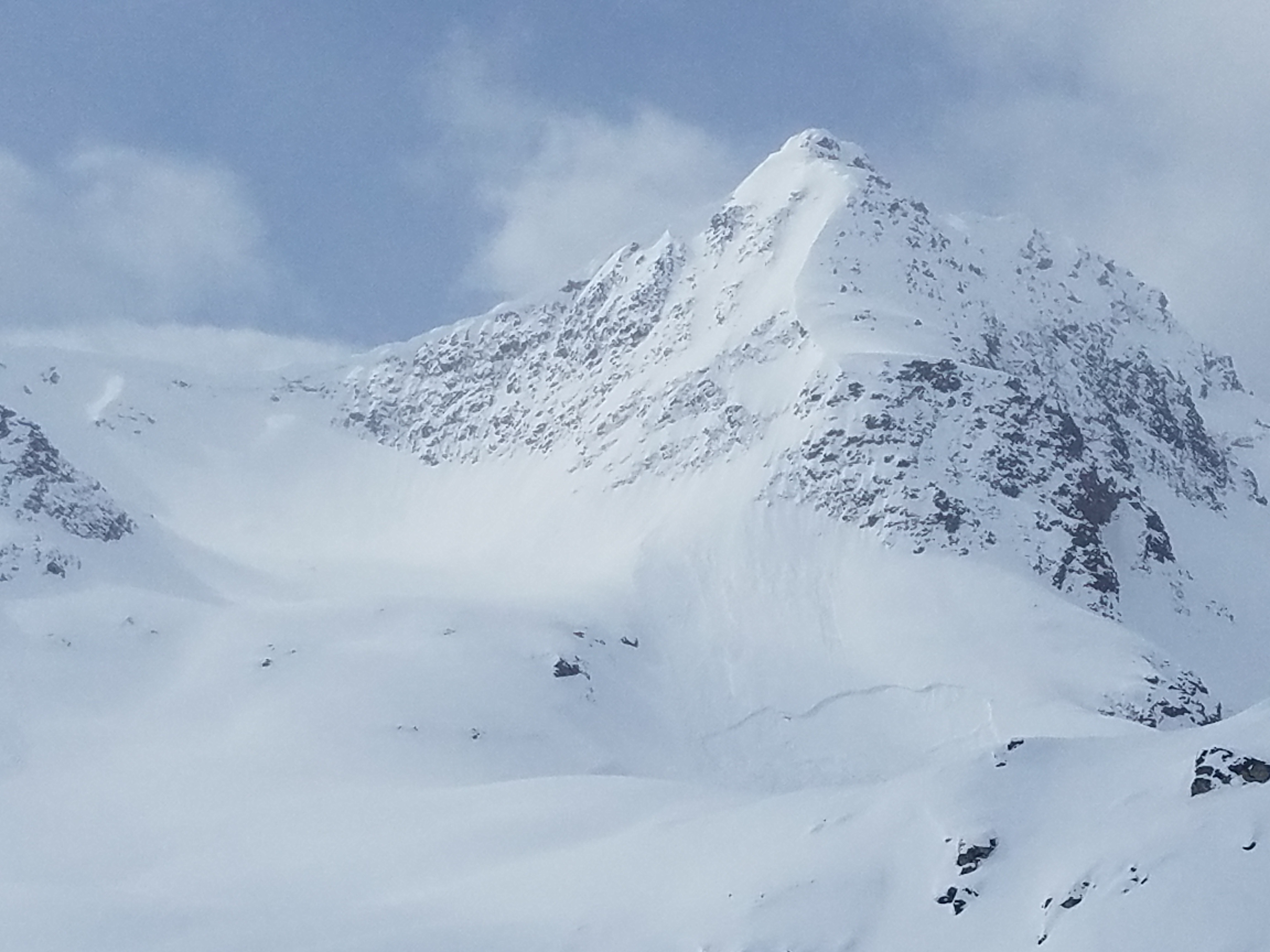 Fresh powder, persistent slabs | Mountain Conditions Report